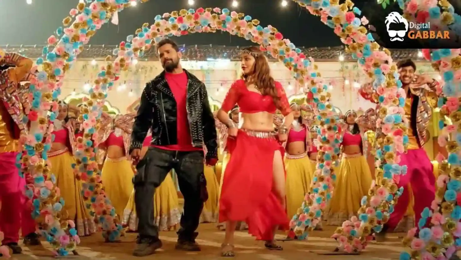 Khesari Lal Yadav & Akanksha Puri's “Lal Ghaghri” Goes Viral, Fans Love Their Chemistry